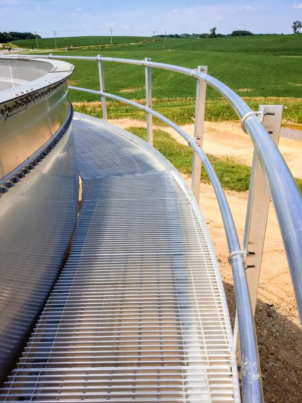 Aluminum Platforms & Walkways - Aluminum Caged Ladders | Ascend Fab